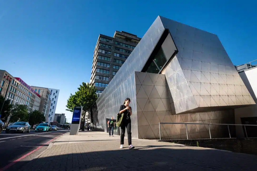 London Metropolitan University - Education Republic